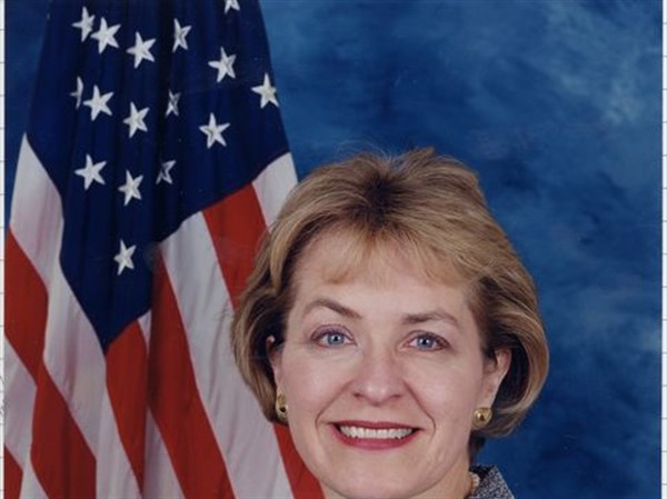 Kaptur talks farming on fertile political ground | The Blade