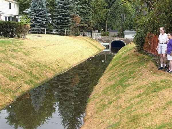 Wider, deeper ditch gets residents down | The Blade