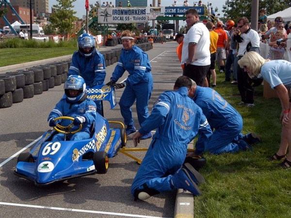 Grand Prix attracts 10,000 | The Blade