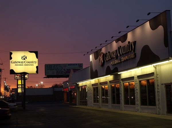Gateway to close its 188 stores, cut 2,500 jobs | The Blade