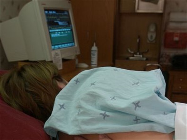 Soothing touch: Massage therapists bring relief to women in labor | The ...