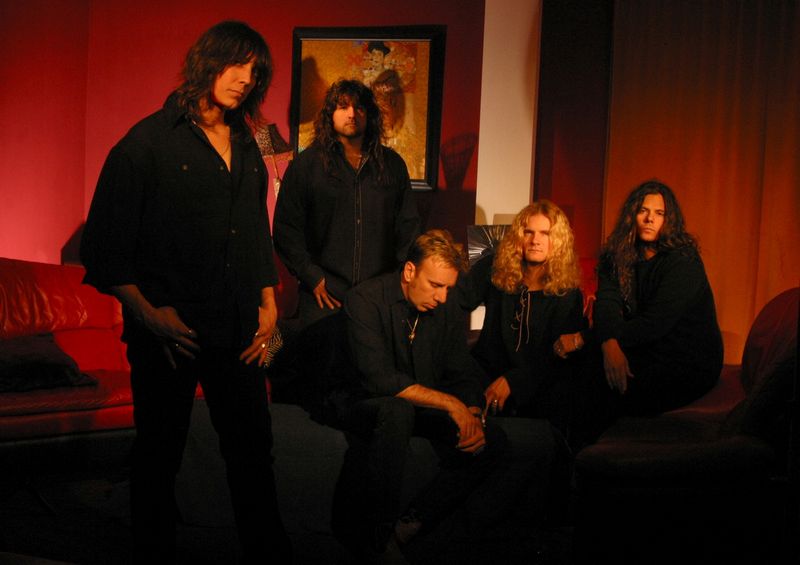 Tesla's hard rock is a hot ticket - The Blade