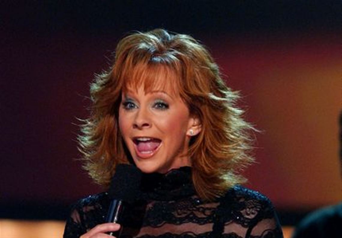 Reba Tv Show Casa Remember When Reba McEntire Was In 'The Little