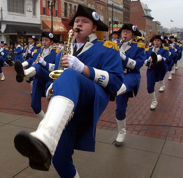 High-stepping into the holidays - The Blade