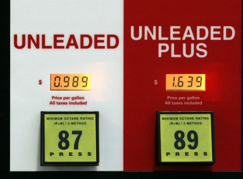 Gas station gives drivers a holiday from high prices - The Blade