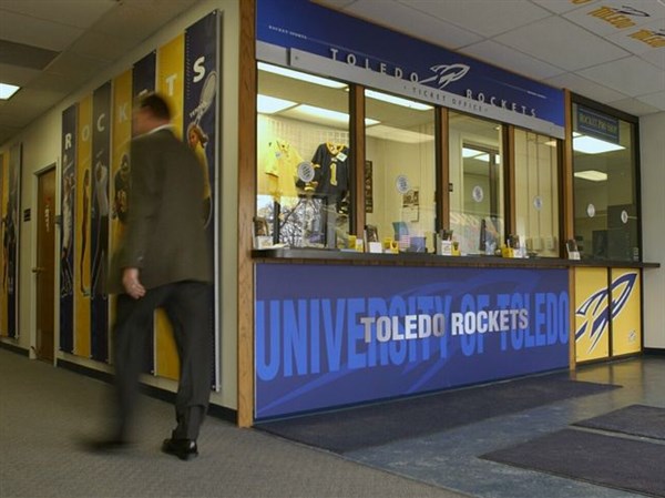 Savage Hall makeover: One way or another, UT arena to get new look ...