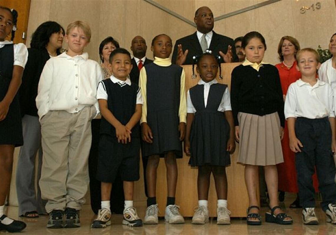 School Uniforms In Public Schools
