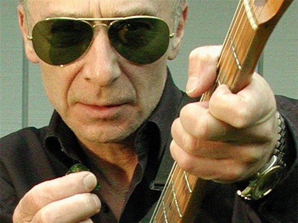 Graham Parker has built a solid career on the edge of the music ...