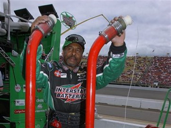 Racing, not race: Martin discovers he's totally comfortable in NASCAR ...