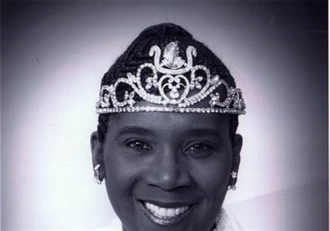 Sally Adkins's Instagram, Twitter & Facebook on IDCrawl