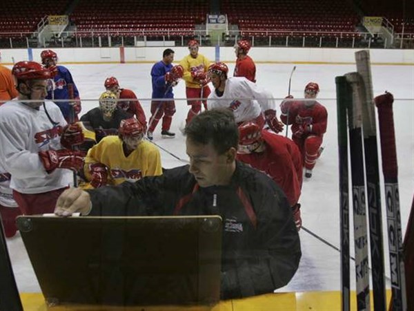 Quest for a Cup: Coach Vitucci lived life of Riley as a player | The Blade