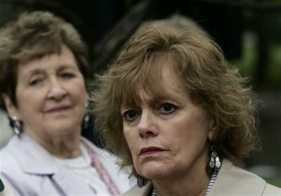 Deborah Hahn's Instagram, Twitter & Facebook on IDCrawl