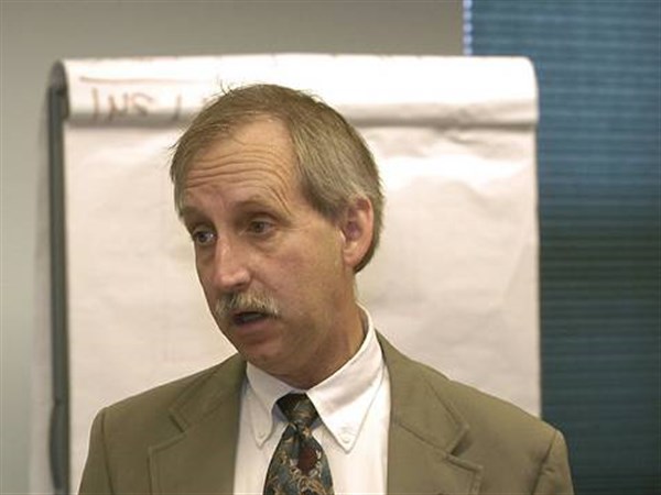 Finkbeiner decides on city law director | The Blade