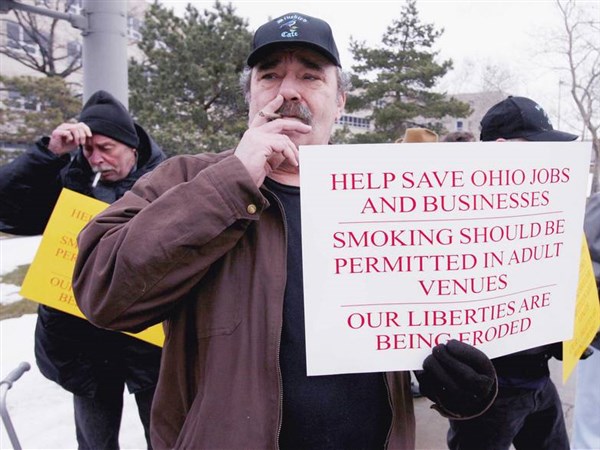 New Ohio smoking law fires up foes | The Blade