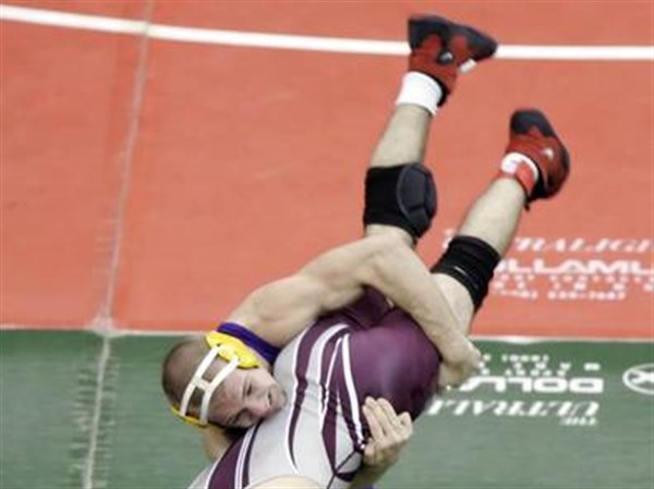 Sidelines: Genoa s Purdue, Oak Harbor s Magrum find strength to defend ...