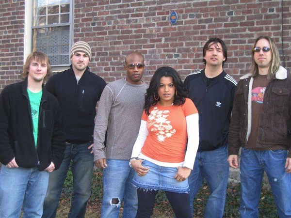 Former 'Idol' hopeful gives band a voice | The Blade