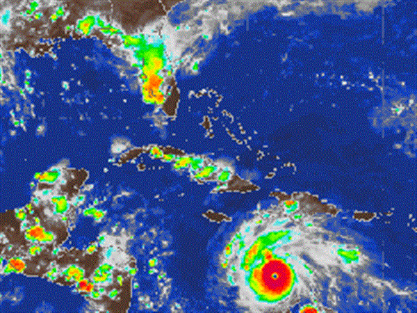 Hurricane Felix strengthens to Category 5 storm | The Blade
