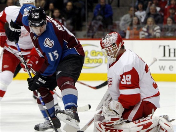Detroit slips past Avalanche | The Blade