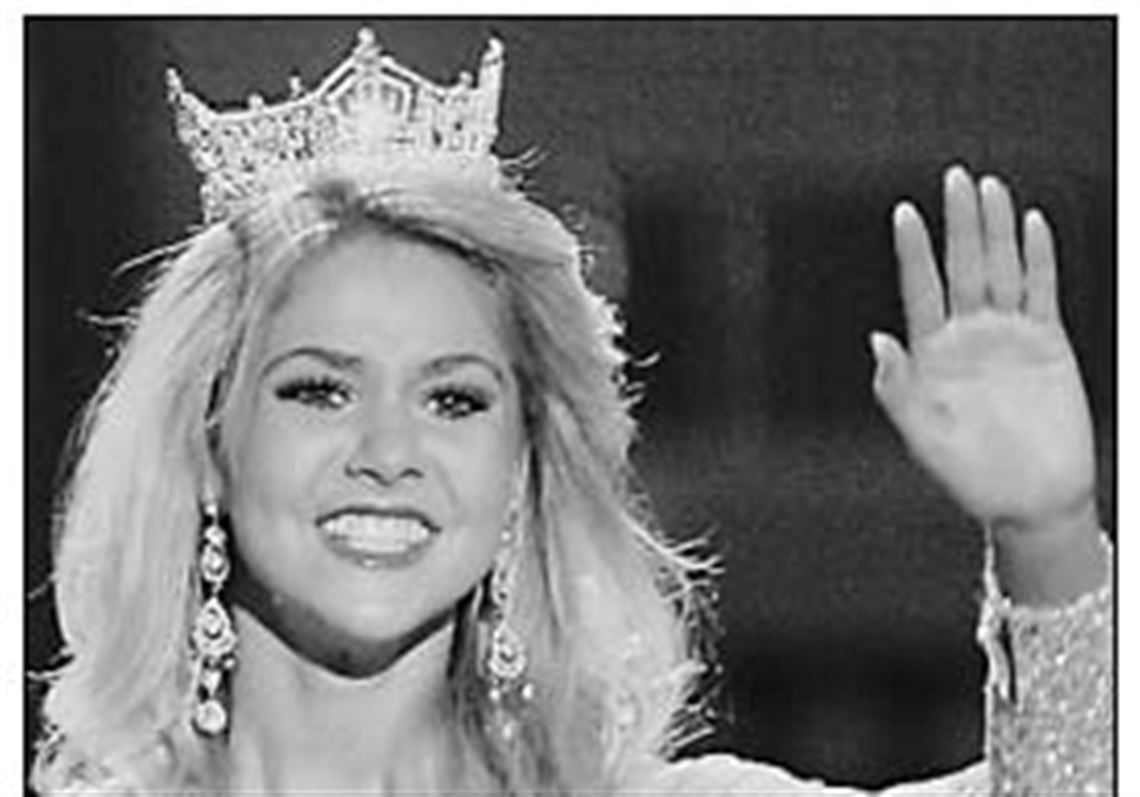 Elizabeth Rash's Instagram, Twitter & Facebook on IDCrawl