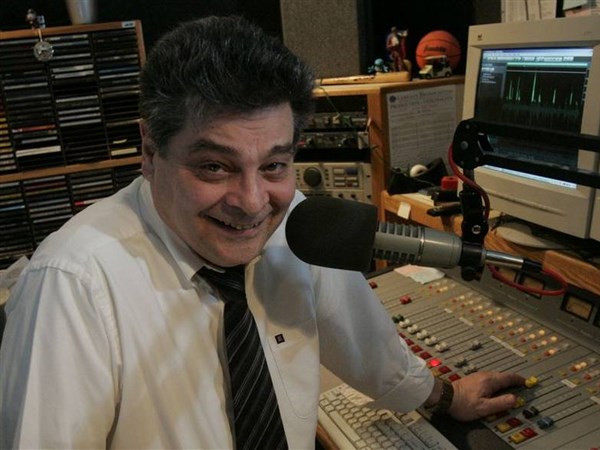 London Mitchell laid off after 53 years in local media | The Blade
