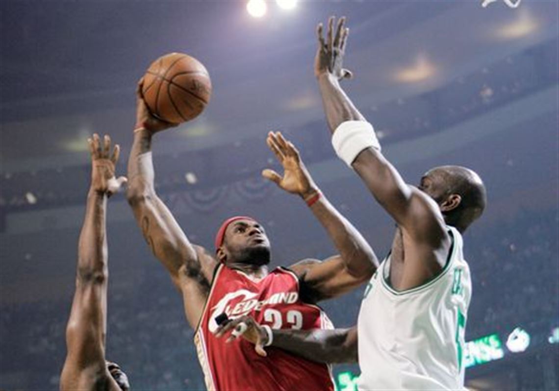 Lebron James Dunk On Kevin Garnett Greatest Dunks Of LeBron James' NBA
