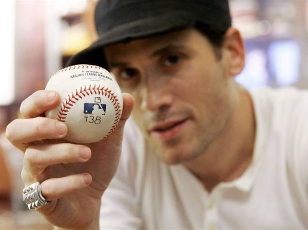 Bonds' No. 756 ball arrives at Hall | The Blade