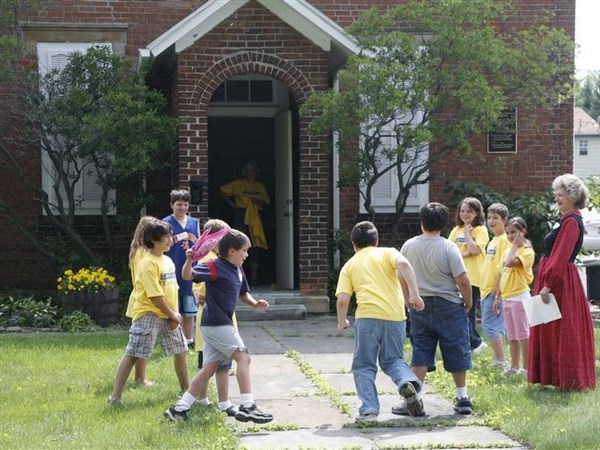 Old-school education in Oregon shows students how pioneers lived | The ...
