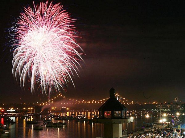 Blade hosts ‘Red, White, KaBOOM’ | The Blade