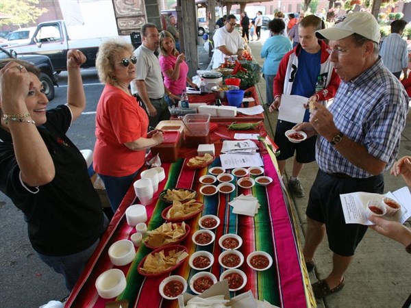 Vendors tickle taste buds at Toledo Farmers Market event | The Blade