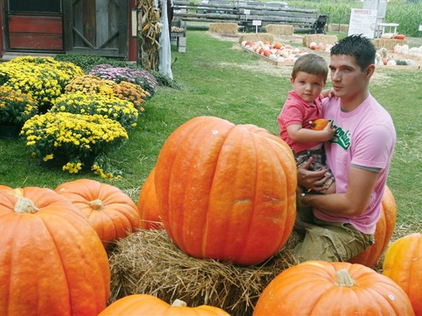 FALL FUN AT THE FLEITZ PUMPKIN FARM | The Blade