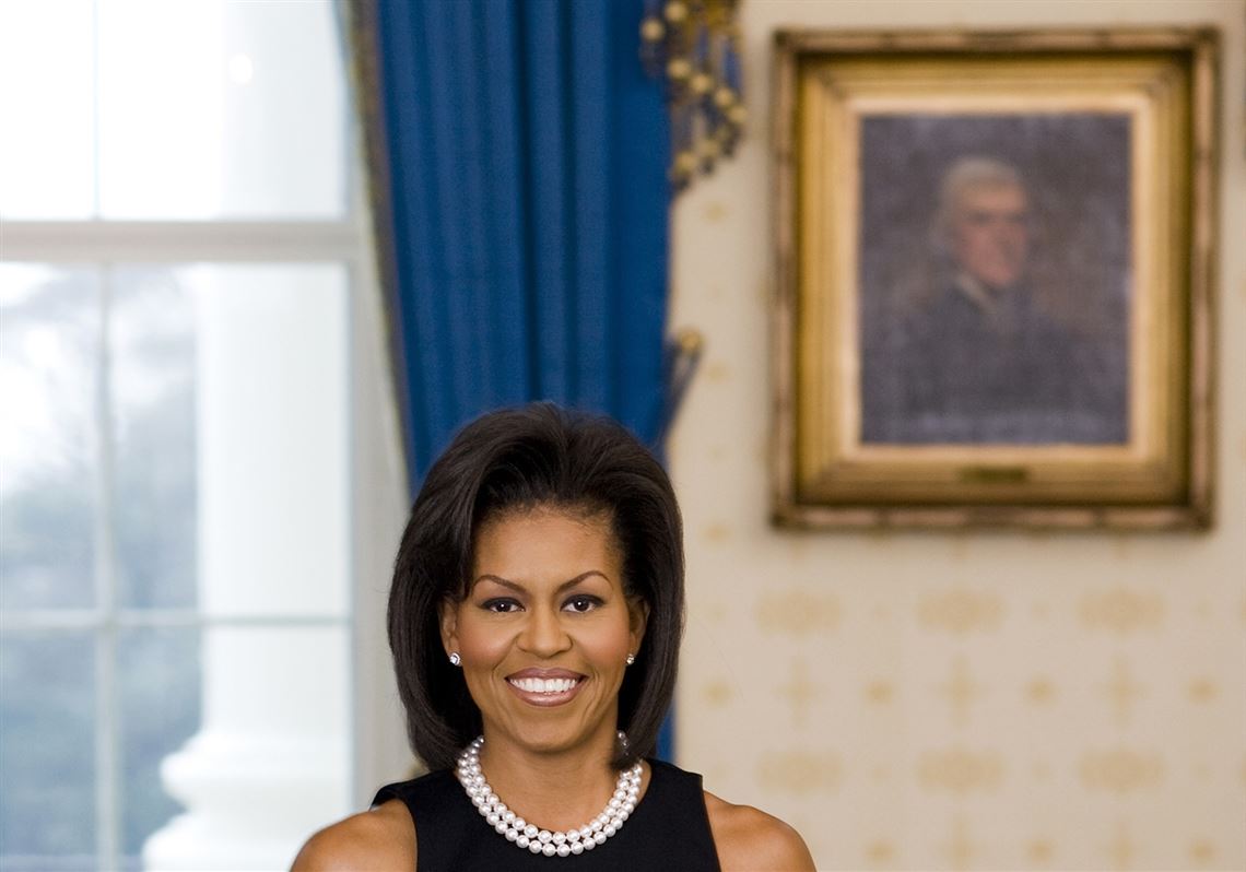 Michelle Obama Flexing