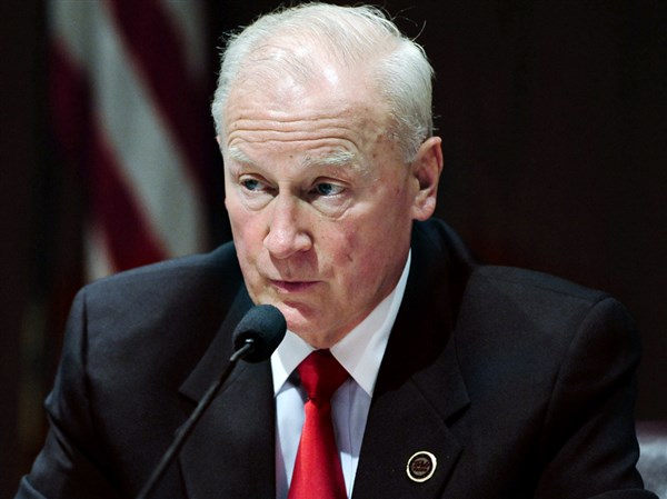 Mayor Finkbeiner won't resign; says recall signatures insufficient ...