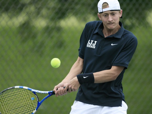 Sidelines: Titans tennis team dreaming big | The Blade