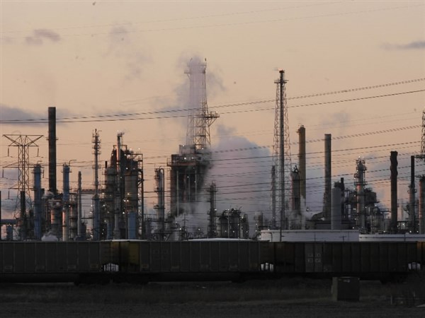 BP-Husky OKs $2.5B for project to boost oil volume | The Blade