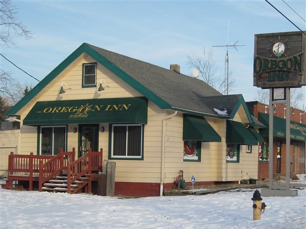 Oregon Inn on Bayshore: Homey little roadhouse is worth a bit of a ...