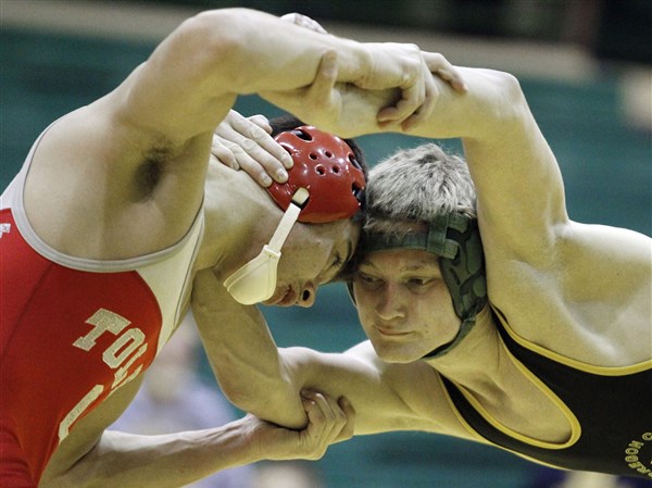 Clay dominates CL meet for third straight title | The Blade