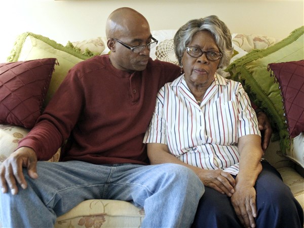 3-week lapse in learning of death angers family | The Blade