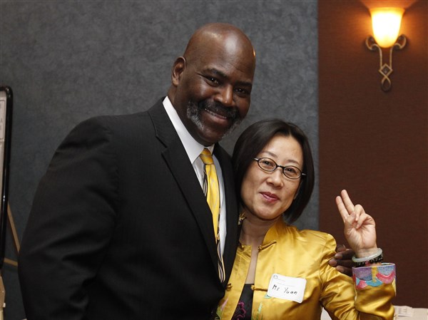 Mayor Bell off on new quest to attract international investors | The Blade