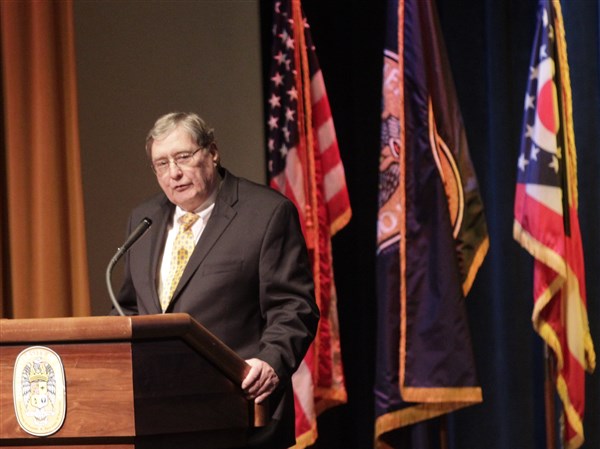 UT chief Jacobs forgoes pay raise | The Blade