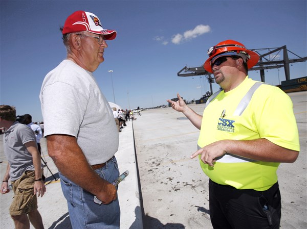CSX terminal shows off for its neighbors | The Blade