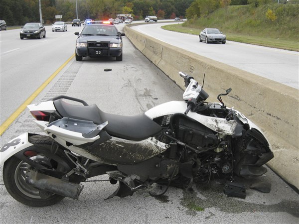 Browns defensive end Marcus Benard pleads not guilty to 2 traffic ...