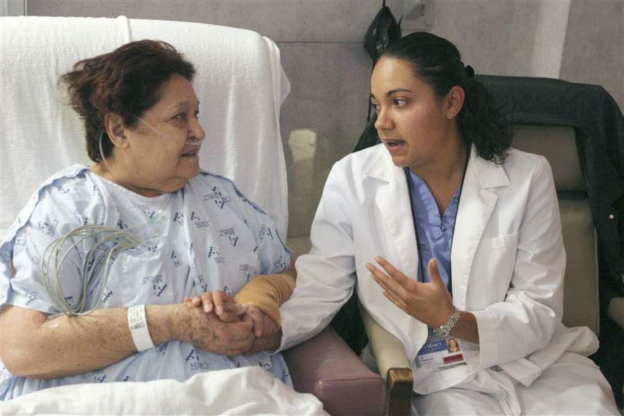 Medical interpreters break barriers to care - The Blade