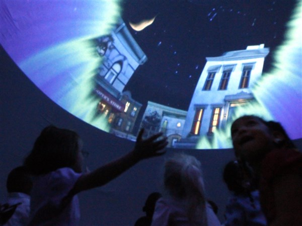 Planetarium show puts stars in children’s eyes | The Blade