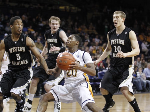 UT guard Julius Brown earns MAC honors this week | The Blade