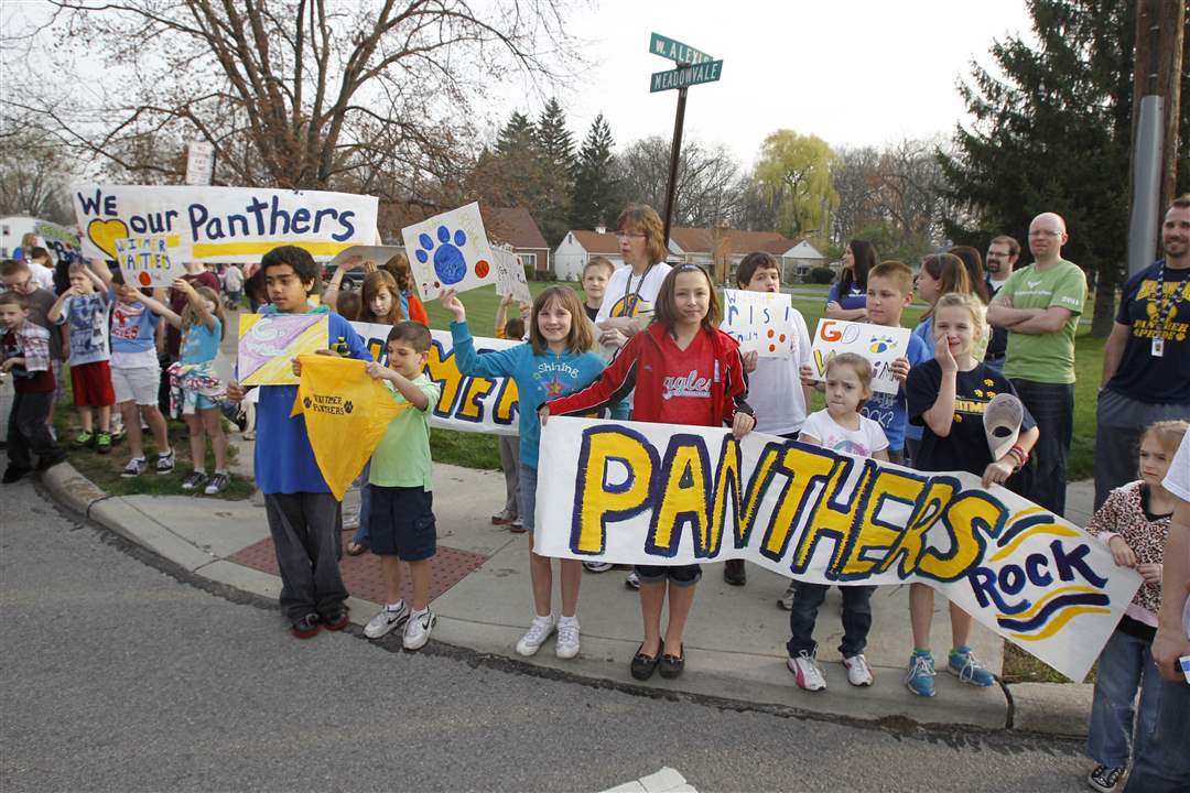 Boys Basketball: Whitmer Heads to Tournament - The Blade