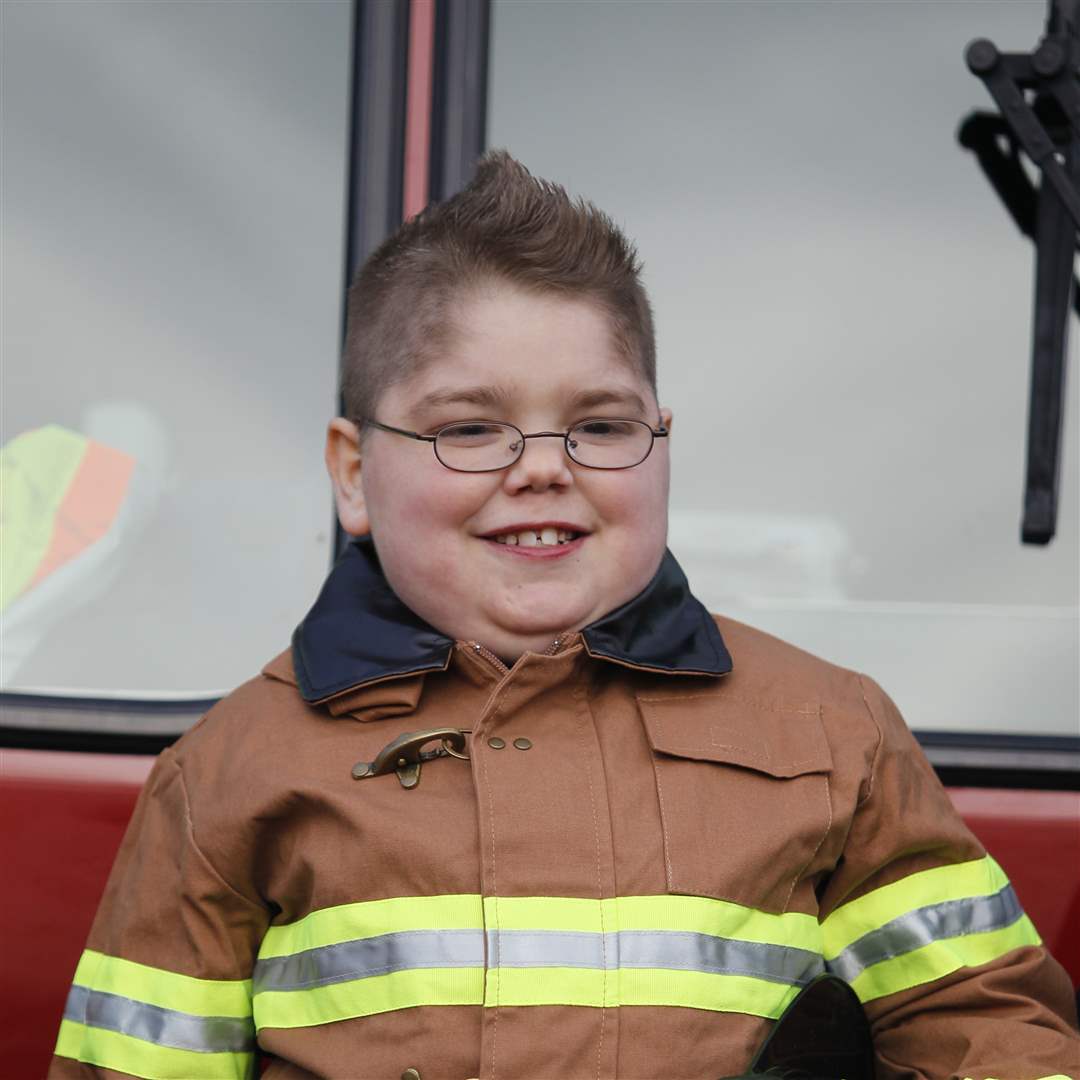 Firefighters blaze special birthday for ill boy, 10 - The Blade