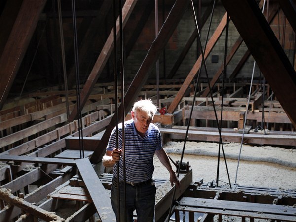 New technology to go into arts center fixtures | The Blade