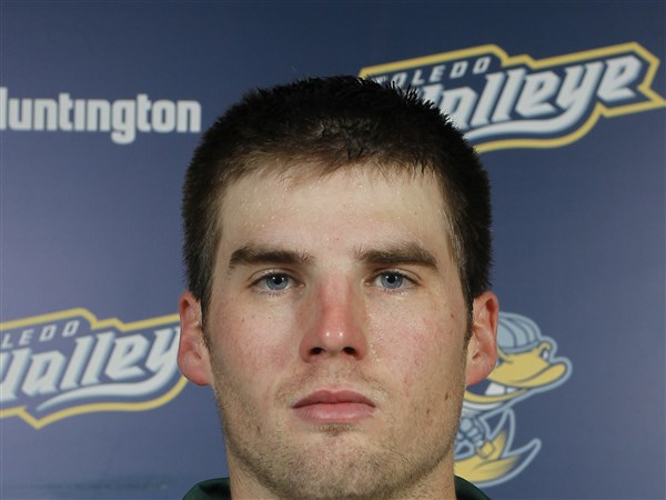 Walleye re-sign defenseman Phil Rauch | The Blade