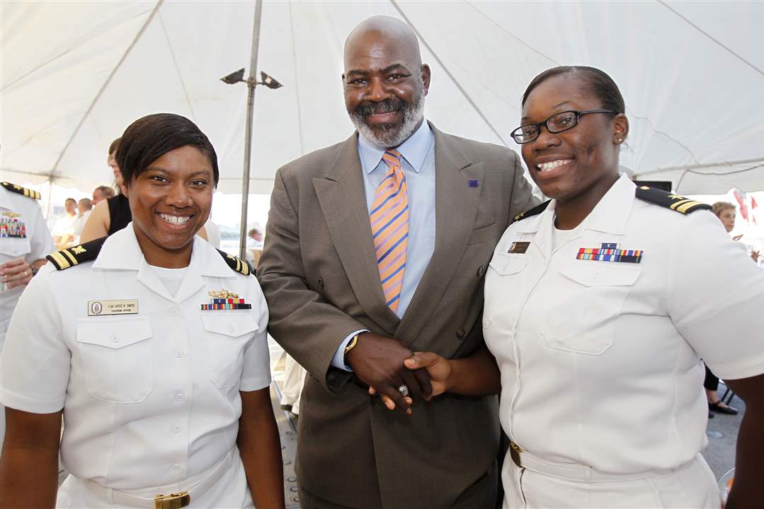 Around Town: Navy Week - The Blade