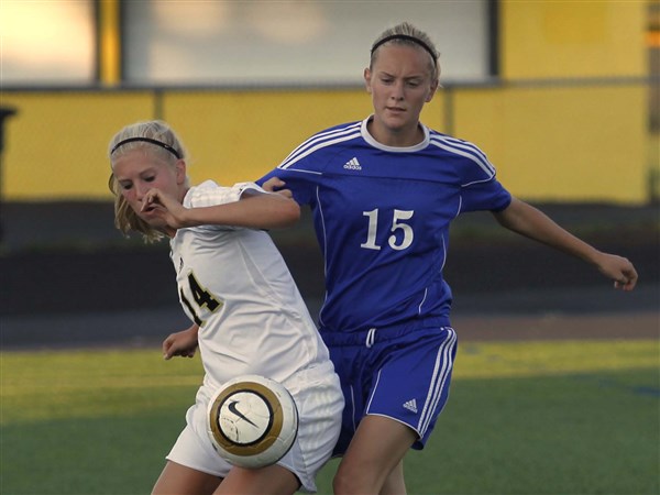 No. 1 Yellow Jackets flex muscles in shutout | The Blade